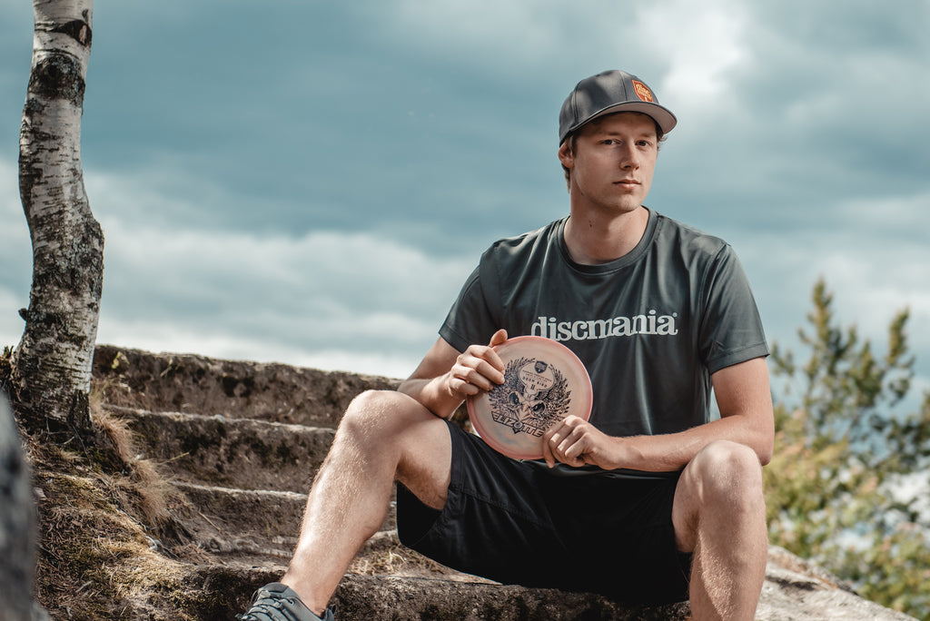 WATCH: Simon Lizotte's Disc Golf History – Discmania Store